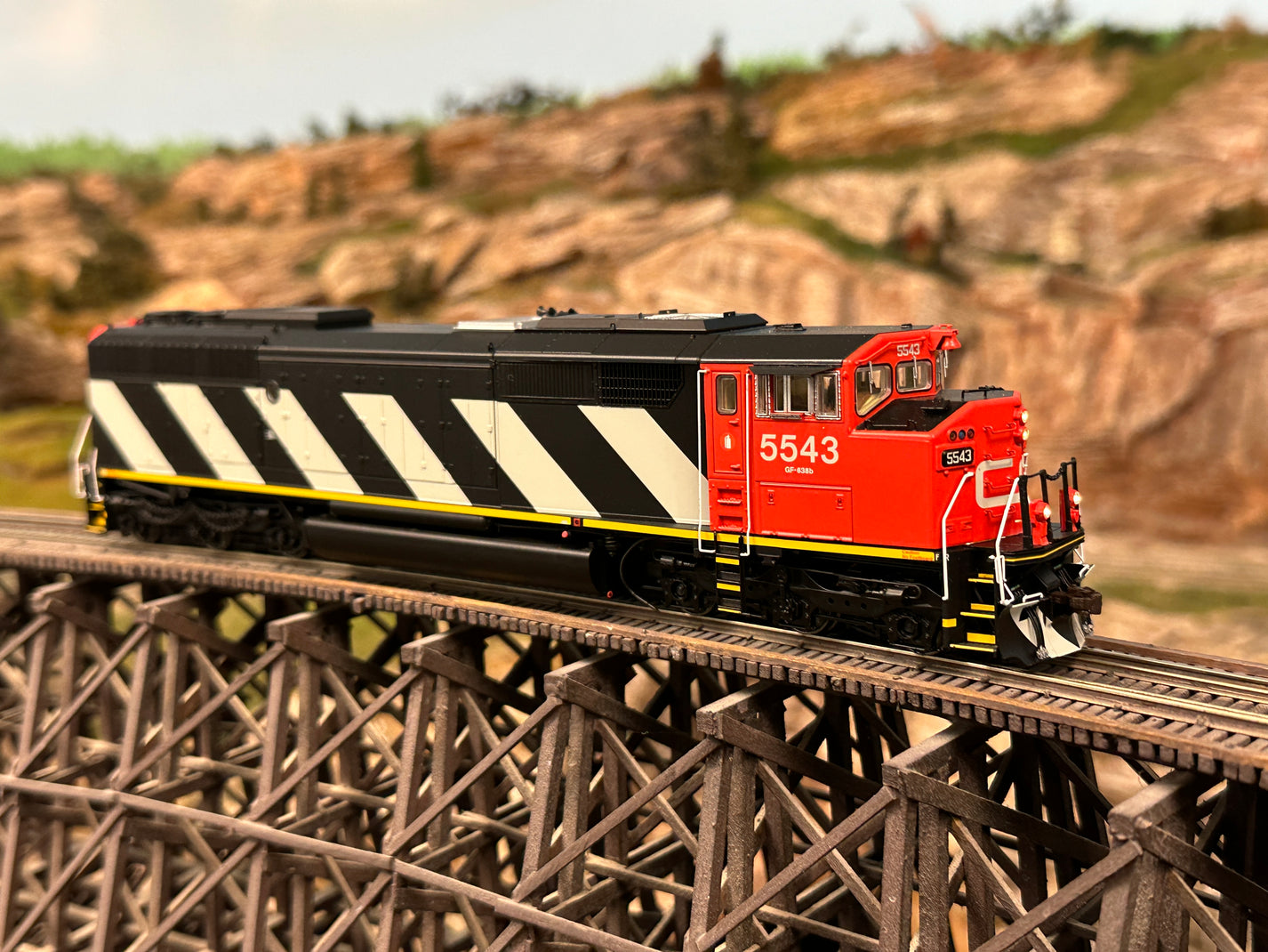 Aurora Miniatures EXCLUSIVE CN 5543 HO Scale GMD SD60F Diesel Locomoti – Aurora Miniatures North ...